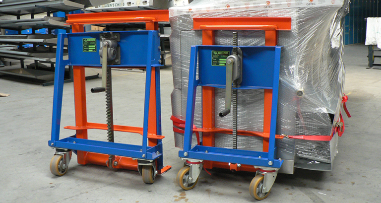 Meubeltransporter | Rhino Engineering BV